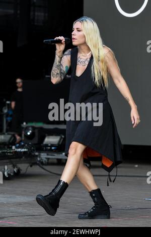 Skylar Grey, on stage at Billboard Hot 100 in Wantagh, New York City ...
