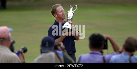 David Duval after winning with the trophy on the 18th green The 2001 ...