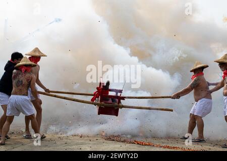 chinese firecrackers, celebrations of chinese lunar new year Stock ...