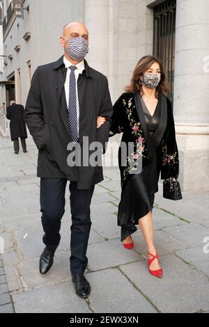 Juan Muñoz and Ana Rosa Quintana attending 25 anniversary of El ...