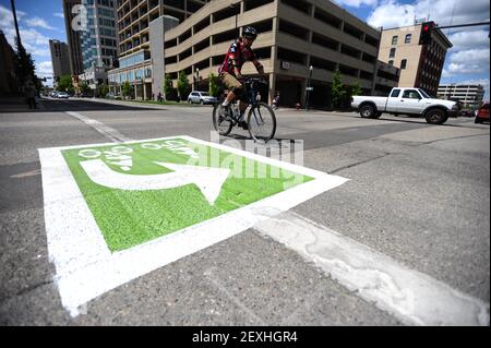 Bicycle lane LEFT TURN BOX with arrows indicating how to make the left ...