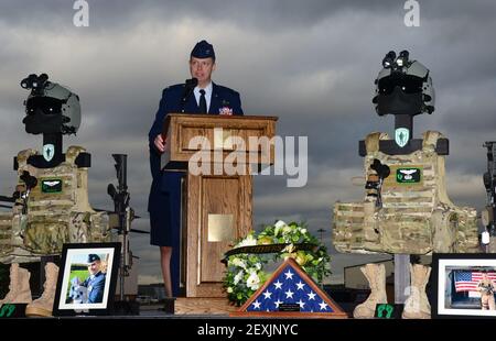 U.S. Air Force Col. Sean Lowe, 48th Operations Group commander, left ...