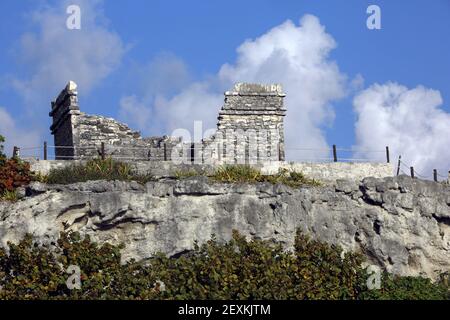 Yamil Lu'um, Temple of the Scorpion (Templo del Alacran), Mayan Ruins ...