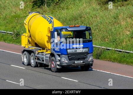 cement bulk carrier trailer and lorry operated by Hanson part of ...