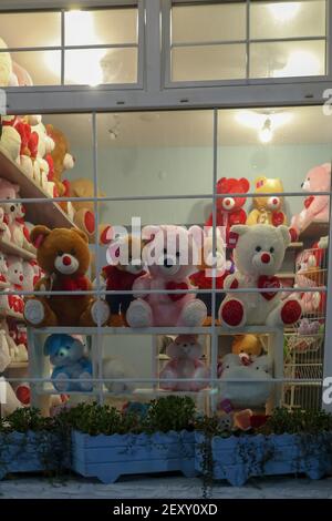 a toy showcase with lovely teddy bears Stock Photo - Alamy