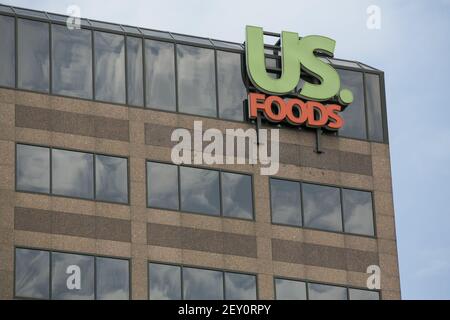 The headquarters of US Foods in Rosemont, Illinois Stock Photo - Alamy