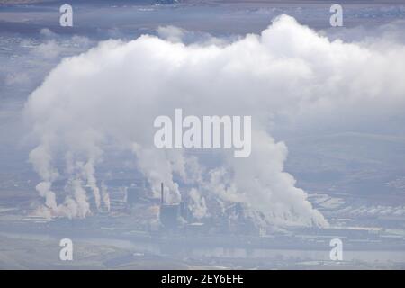 Clearwater Paper Corporation mill on the Clearwater River in Lewiston ...