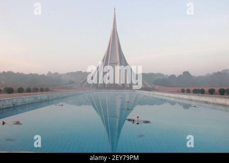 Jatiyo Sriti Shoudho (National Martyrs' Memorial), Savar Stock Photo ...