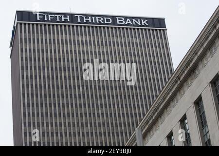 The headquarters of Fifth Third Bank Stock Photo - Alamy