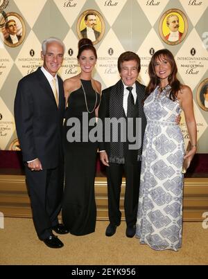 Charlie Crist, Nancy Malnik, Al Malnik and Carole Crist attend the 19th ...