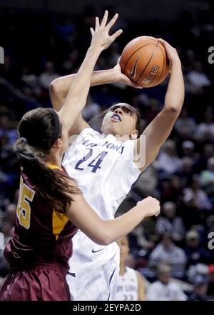 Penn State's Mia Nickson (24) tries to get past Minnesota's Kiara ...