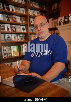 Author Adam-Troy Castro meets fans and discusses his new book 'Gustav ...