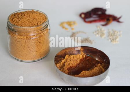 Idli Podi or chutney Powder- dry condiment for South Indian breakfast ...