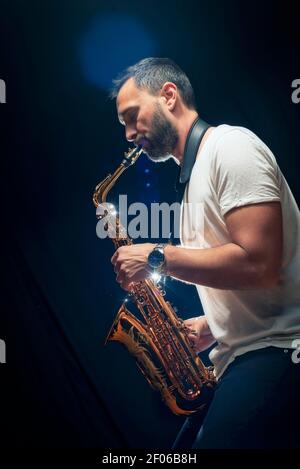 Alto Saxophone, side view Stock Photo - Alamy