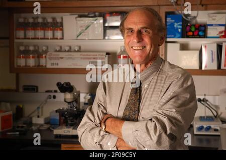 Rockefeller University cell biologist Ralph M. Steinman, seen in a ...