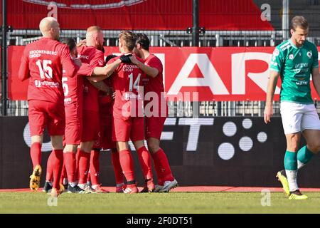 ALMERE, NETHERLANDS - MARCH 6: Team of Almere City celebrating goal of ...