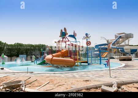 water park, Water slides, rides and slides realistic waterpark pool ...