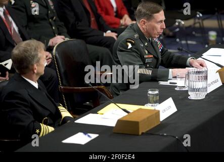 Admiral Eric Olson and General David Petraeus Stock Photo - Alamy