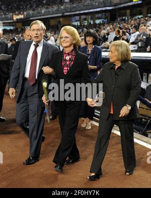 Joan Steinbrenner, widow of George Steinbrenner, center, and her ...