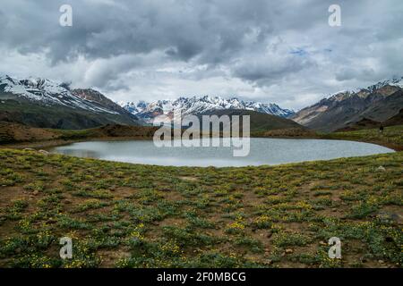 Chandratal lake on a cloudy day Stock Photo - Alamy