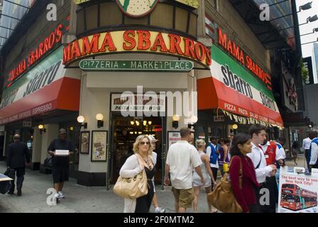 Sbarro, Mama Sbarro's, Times Square, New York Stock Photo - Alamy