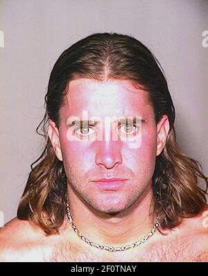 Creed lead singer Scott Stapp, Shrine Auditorium, Los Angeles, CA, Jan ...