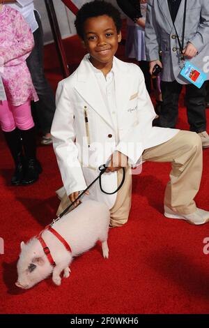 College Road Trip Premiere Eshaya Draper 3-3-2008 / El Capitan Theatre ...