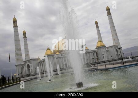Turkmenbashi Ruhy Mosque (Gypjak) in Ashgabat, Turkmenistan built with ...
