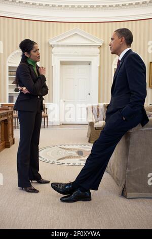 President Barack Obama and Education Secretary Arne Duncan have lunch ...