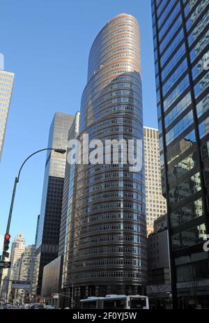 Bernard Madoff offices were in Lipstick Building, postmodern skyscraper ...