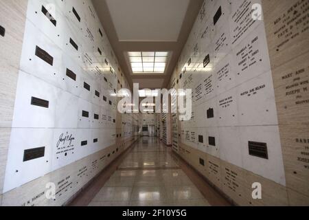 THE GREAT MAUSOLEUM MICHAEL JACKSON TO BE LAID TO REST HERE LOS ANGELES ...