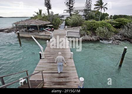 Leaf Cay, Central Exumas, a private island in the Bahamas, covers 15 ...
