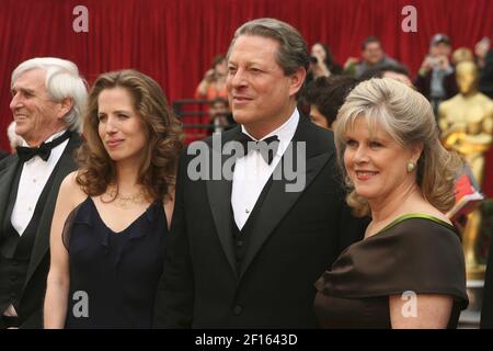 Al Gore and wife Tipper and daughter arriving at " AN INCONVENIENT ...