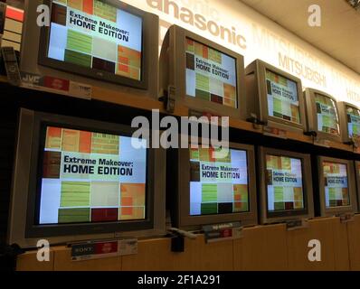 KRT BUSINESS STORY SLUGGED: MKTG-CLAIRES-BIZPLUS KRT PHOTO BY C.W ...