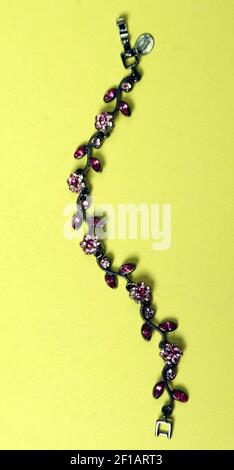 KRT BUSINESS STORY SLUGGED: MKTG-CLAIRES-BIZPLUS KRT PHOTO BY C.W ...