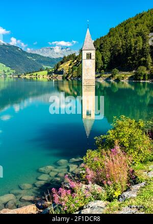 Alpine scenery in South Tyrol Stock Photo - Alamy