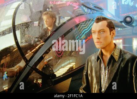 Haley Joel Osment & Jude Law Film: A.I. Artificial Intelligence (USA ...