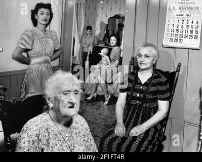 Gordon Parks Jr., African American master photographer in 1968. Photo ...