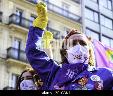 International Women's Day in Paris Stock Photo - Alamy