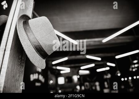 Bar ber shop vintage interior Stock Photo - Alamy