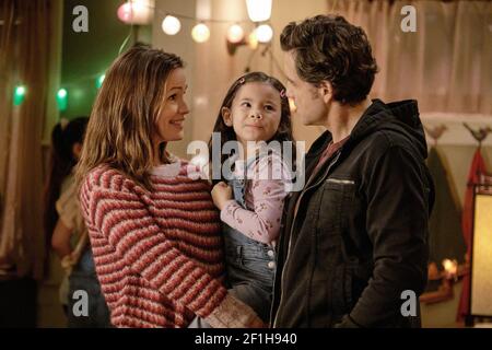 YES DAY, from left: Jennifer Garner, Edgar Ramirez, 2021. ph: Matt ...