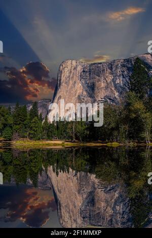World famous rock climbing wall of El Capitan, Yosemite national park ...