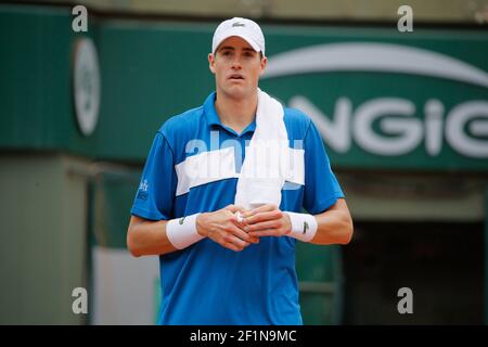John Isner (USA) had a bulb finger, he lost against Jeremy Chardy (FRA ...