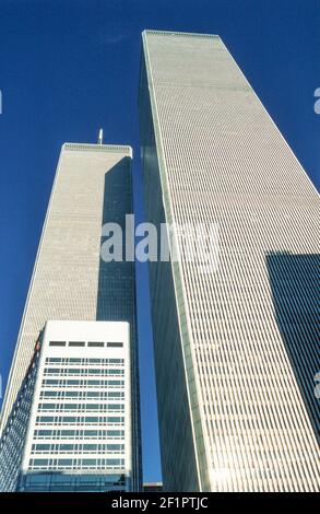 The Manhatten Skyline pre 9 11 New york USA Stock Photo - Alamy