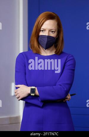 United States Of America. 09th Mar, 2004. Nick Carter and Paris Hilton ...