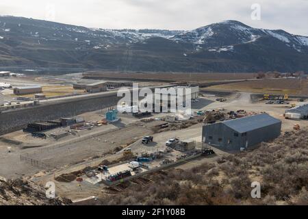 Overview of the Wells Dam Hydroelectric Project on the Columbia River ...