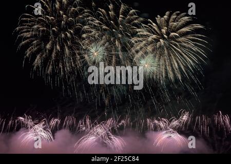 Fireworks, Cooper's Lake, Butler County, Pennsylvania Stock Photo - Alamy