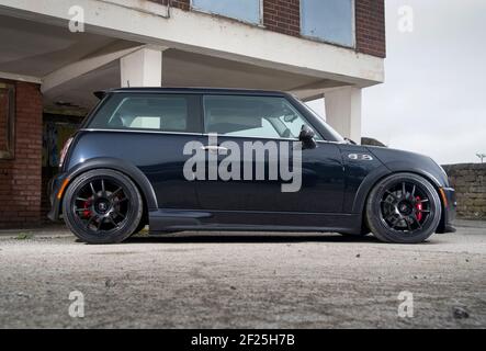 Modified R50 (first generation) Mini Cooper S Stock Photo - Alamy