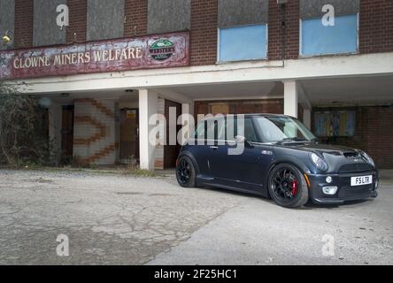 Modified R50 (first generation) Mini Cooper S Stock Photo - Alamy