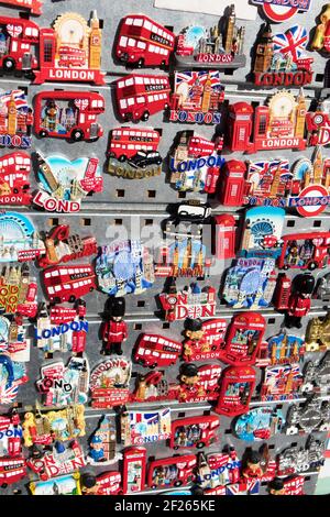 Typical souvenir fridge magnets and London tourist gifts, London ...